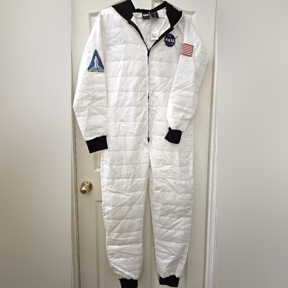 MAD Engine | Suits & Blazers | Mad Engine Nasa Astronaut Costume Size ...